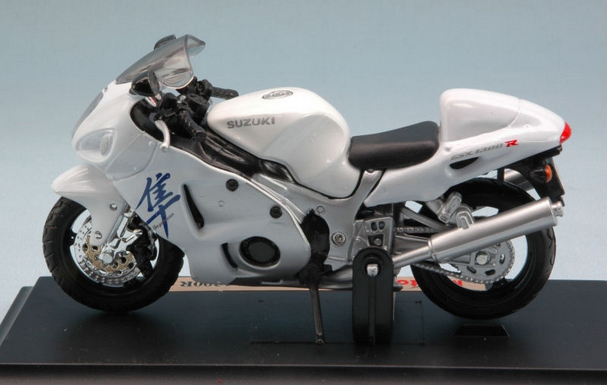 DIE CAST SCALE MODEL SUZUKI GSX 1300R HAYABUSA 1:18 MAISTO MI00347 ...